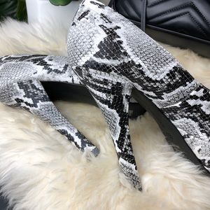Michael Antonio | Shoes | Snake Print Pumps Nwot | Poshmark